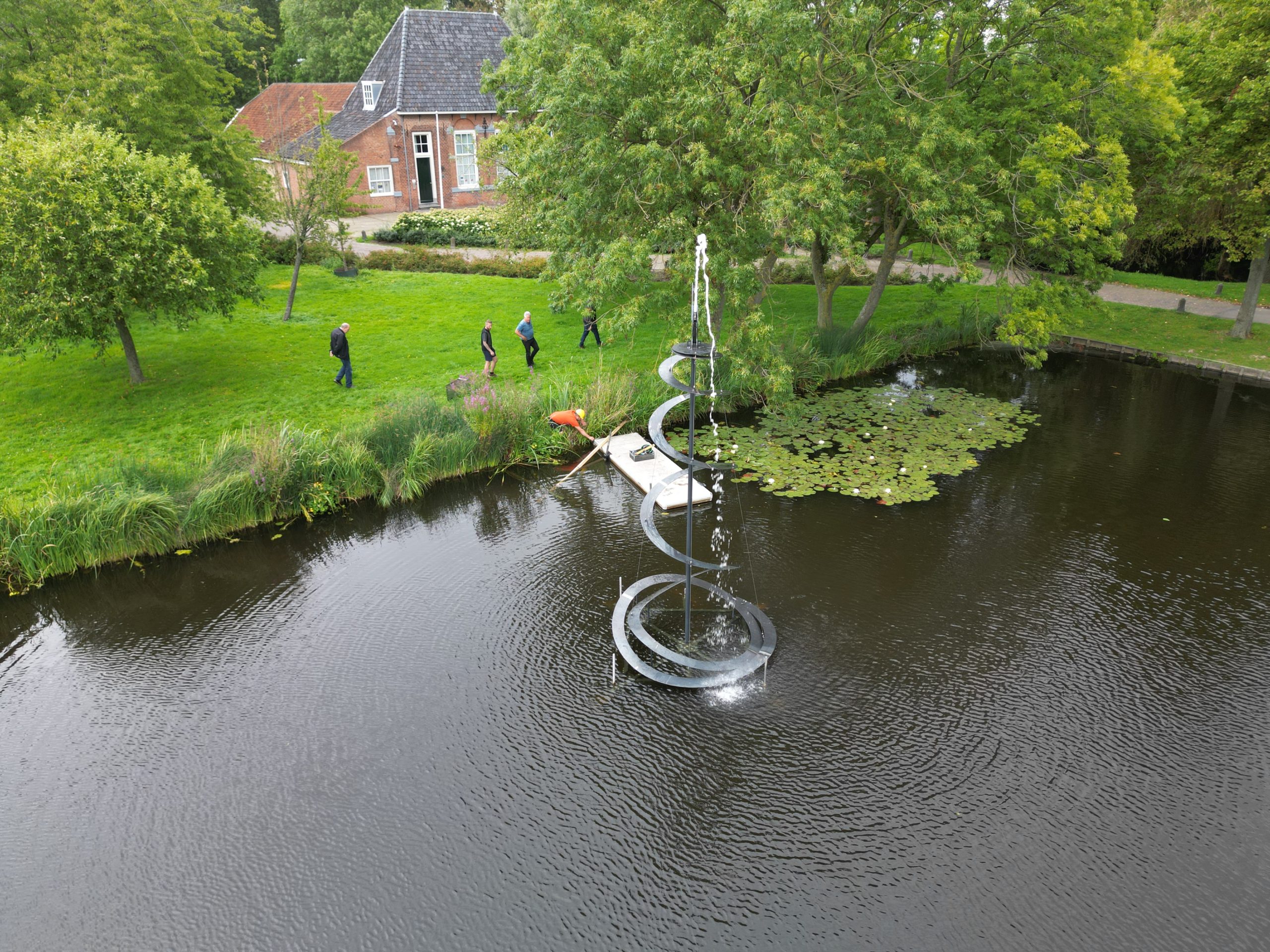 Als een (Fontein-)Vis in Wateringen! – Stichting Culturele Raad ...